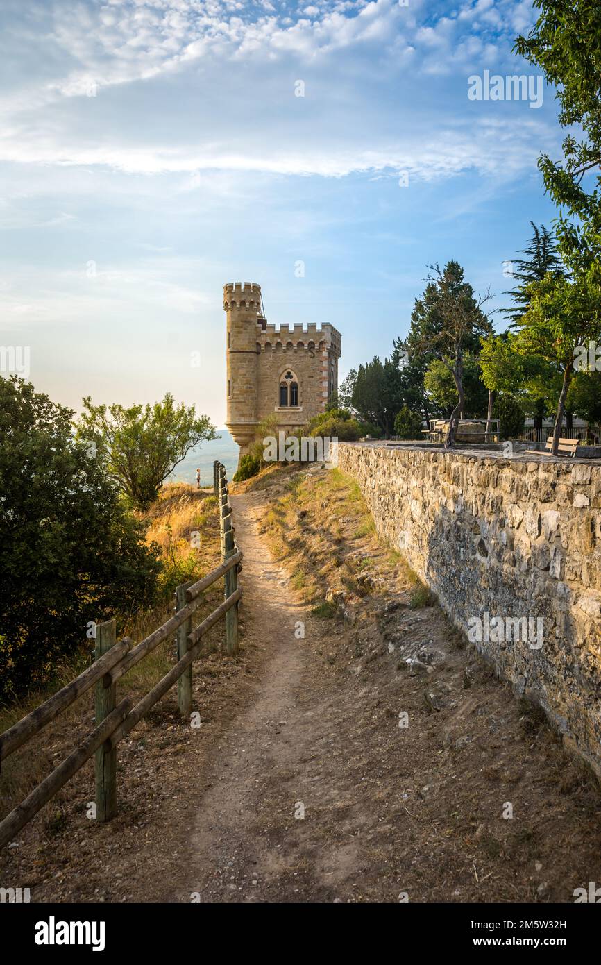Rennes le chateau hi-res stock photography and images - Alamy