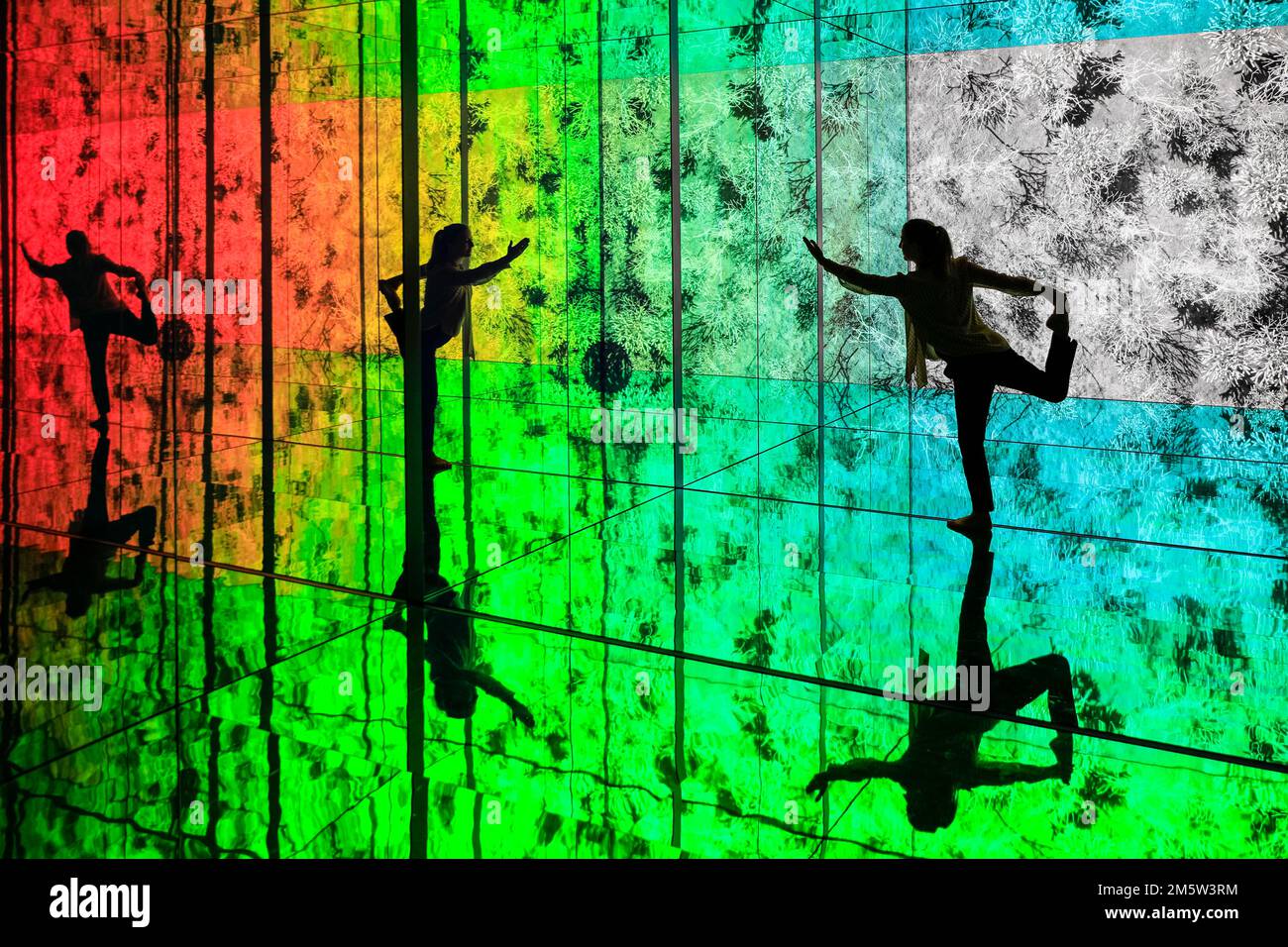 Models and staff pose with the INTO SIGHT installation by Sony Design ...