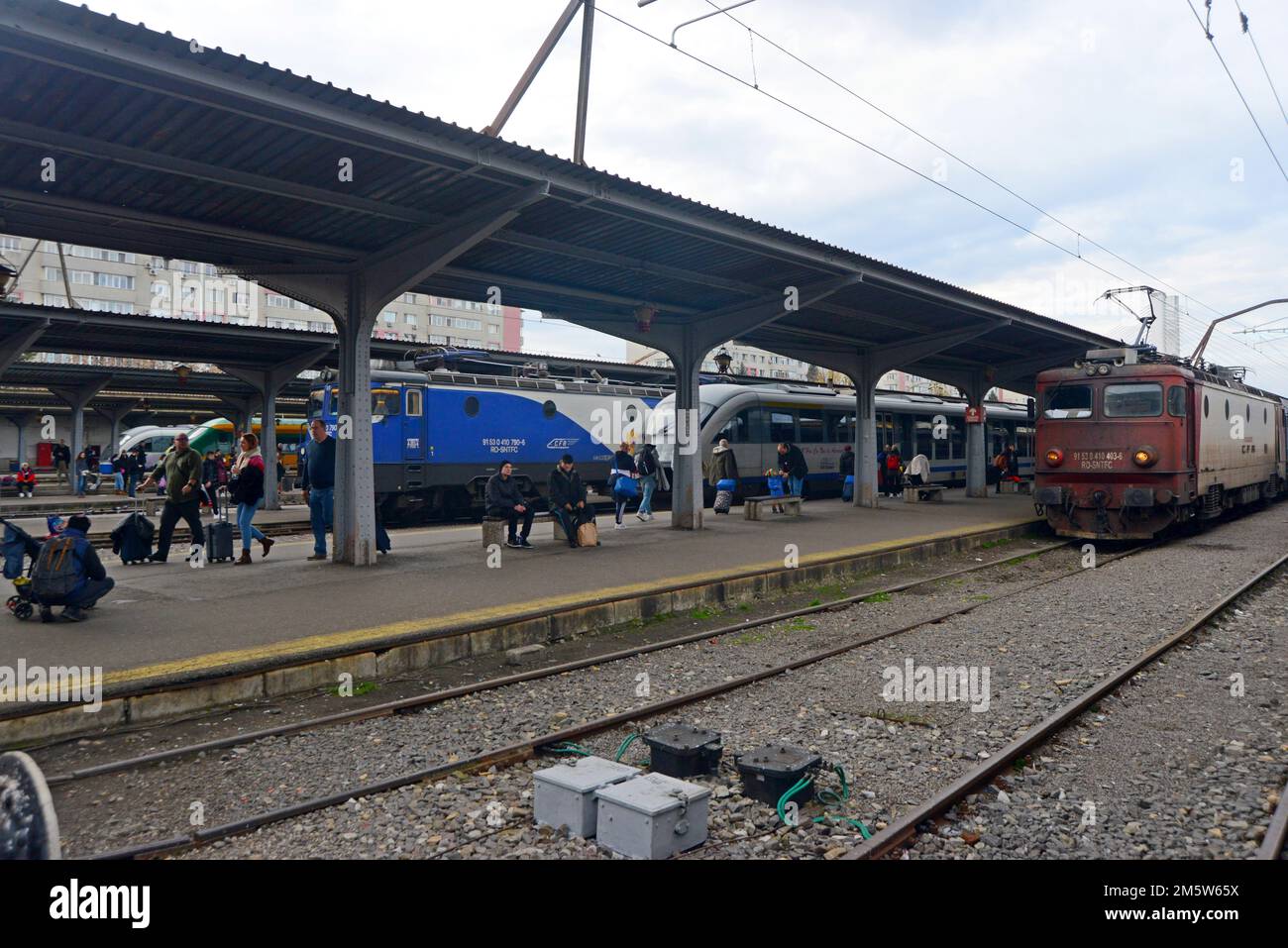 A vewiof the platforms and passengers catching trains at Gare Du Nord ...