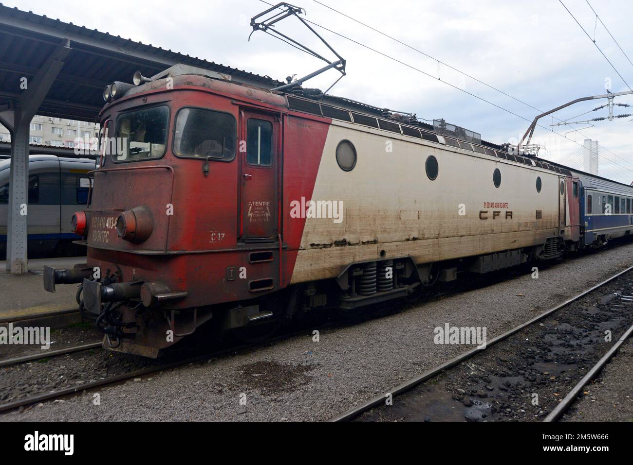 Romanian state railways class 42 electric locomotive at Gare Du Nord ...