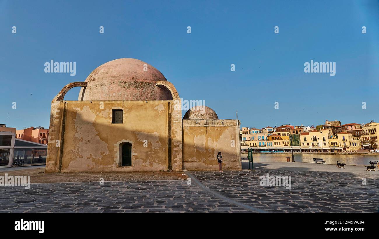 Venetian old town, Venetian harbour, mosque, row of houses, colourful ...
