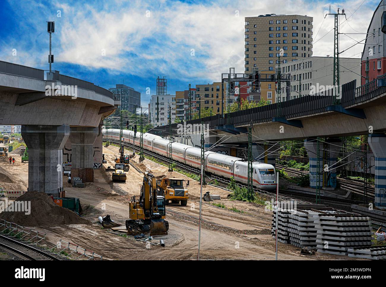 Regional and long-distance trains of Deutsche Bahn, Berlin-Moabit ...