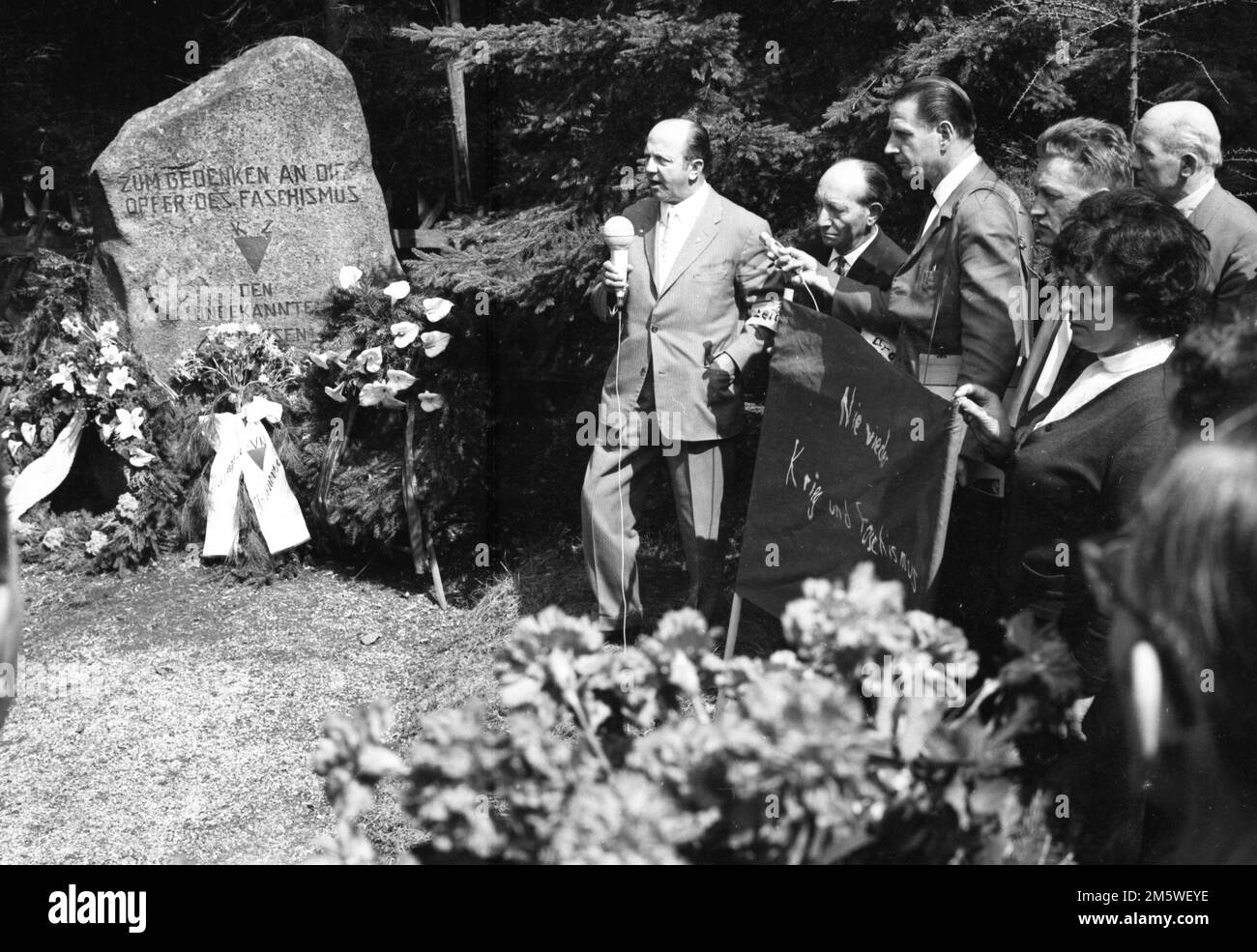 The City of Hanover and the State of Lower Saxony in the 1950s and ...