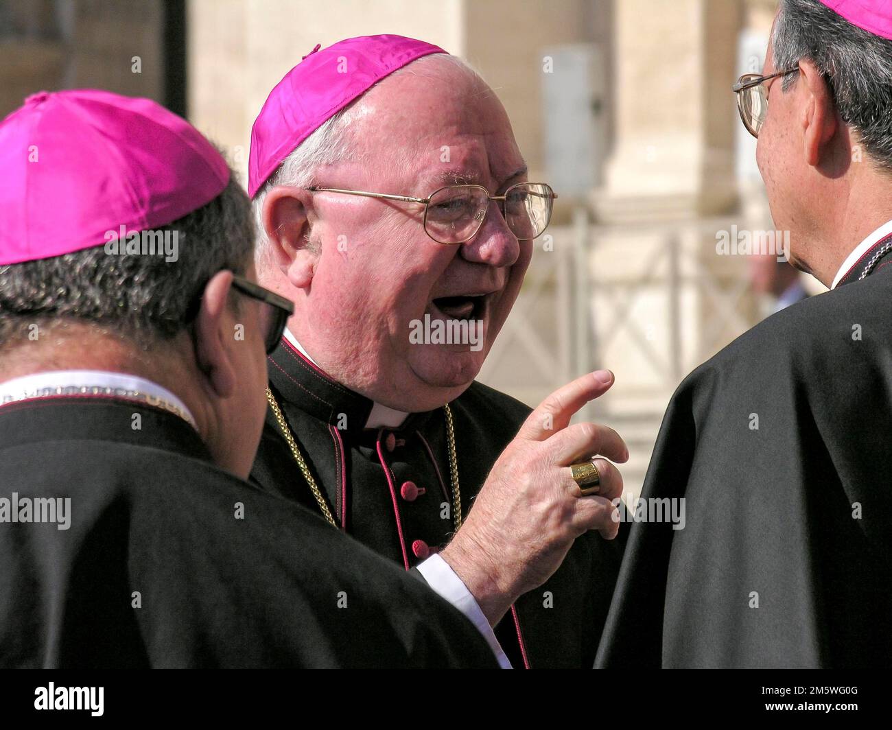 Bishops in conversation, first papal audience, Pope Benedict XVI ...