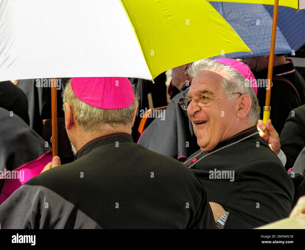 Bishops in conversation, first papal audience, Pope Benedict XVI ...