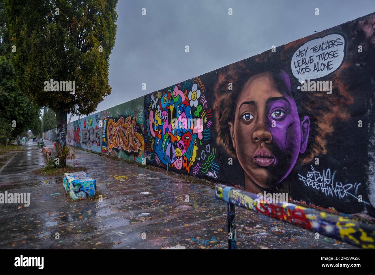 Hey teachers, leave those kids alone, Germany, Berlin, 14. 10. 2020 ...