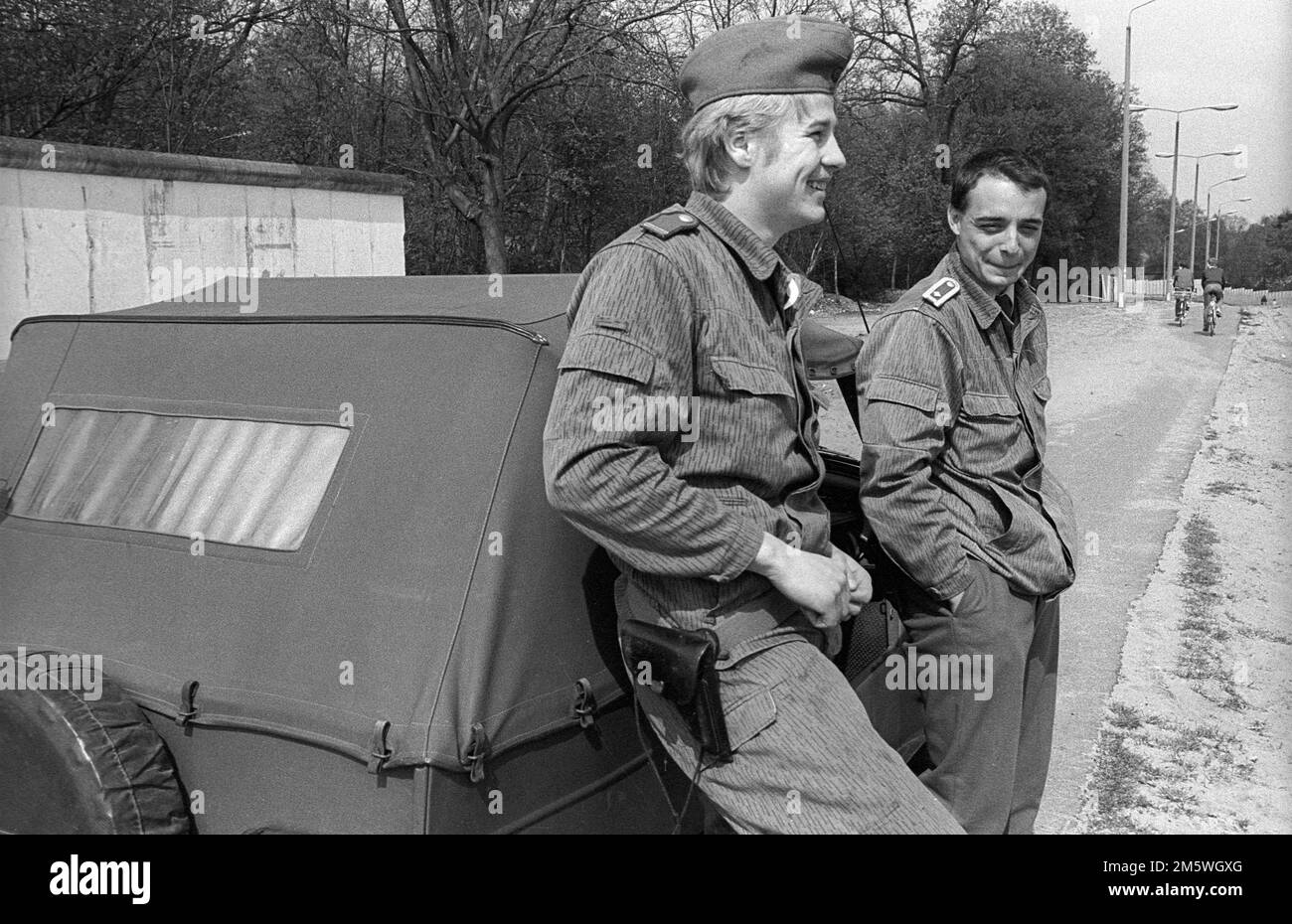 GDR, Berlin, 22, 04. 1990, border strip between the walls near Frohnau ...