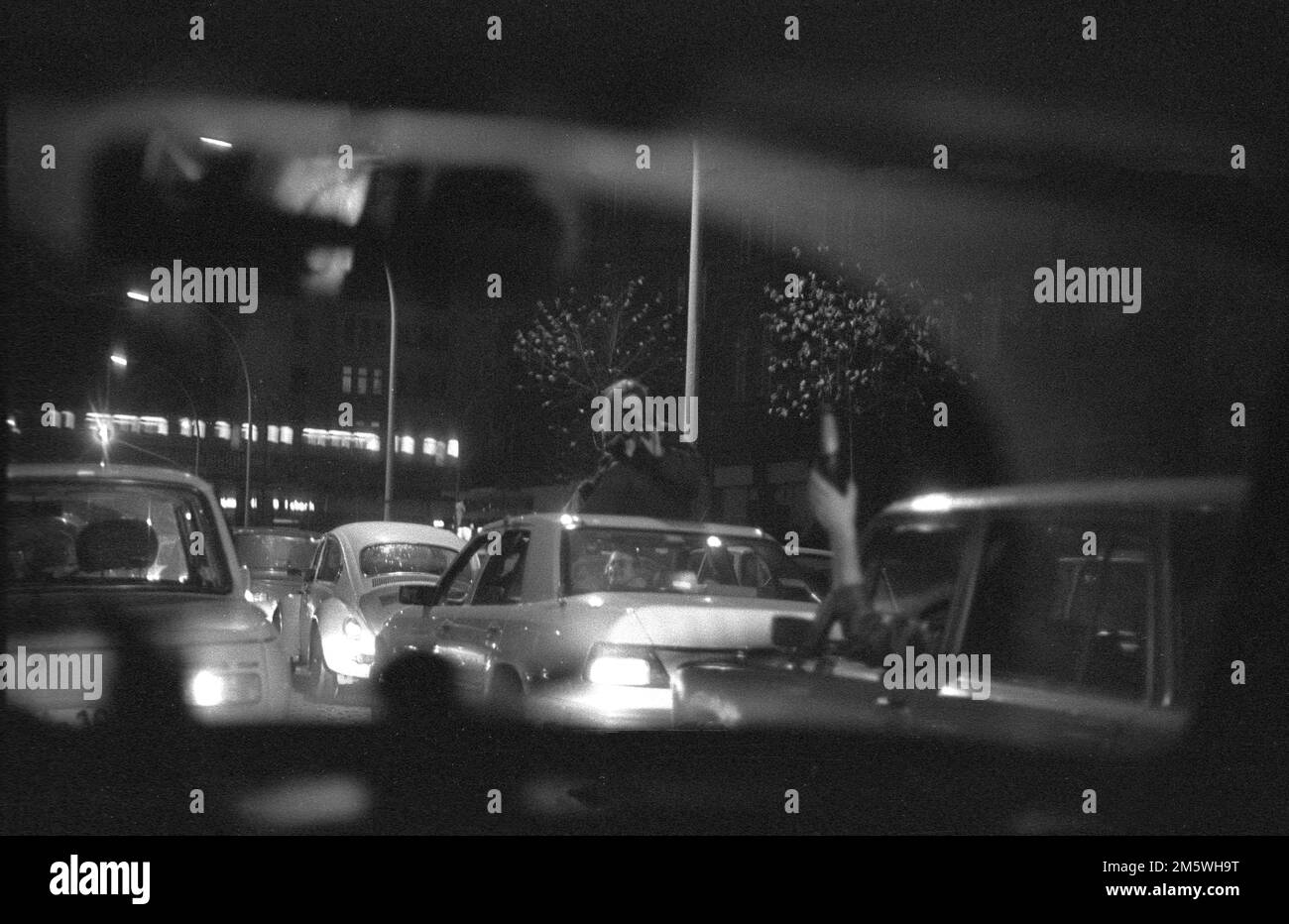 GDR, Berlin, 09. 11. 1989, opening of the Berlin Wall, traffic jam ...