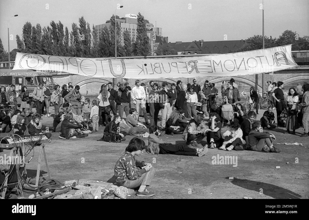 Germany, Berlin, 03. 10. 1990, foundation of the "Autonomous Republic ...