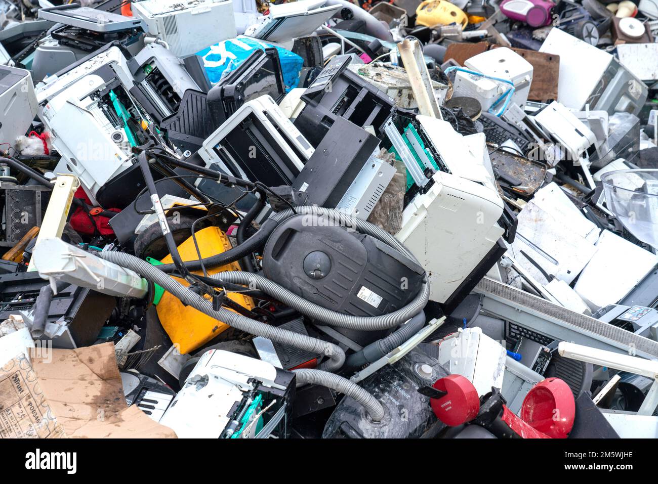 Storage of e-waste. Amsterdam Holland. vvbvanbree fotografie Stock ...