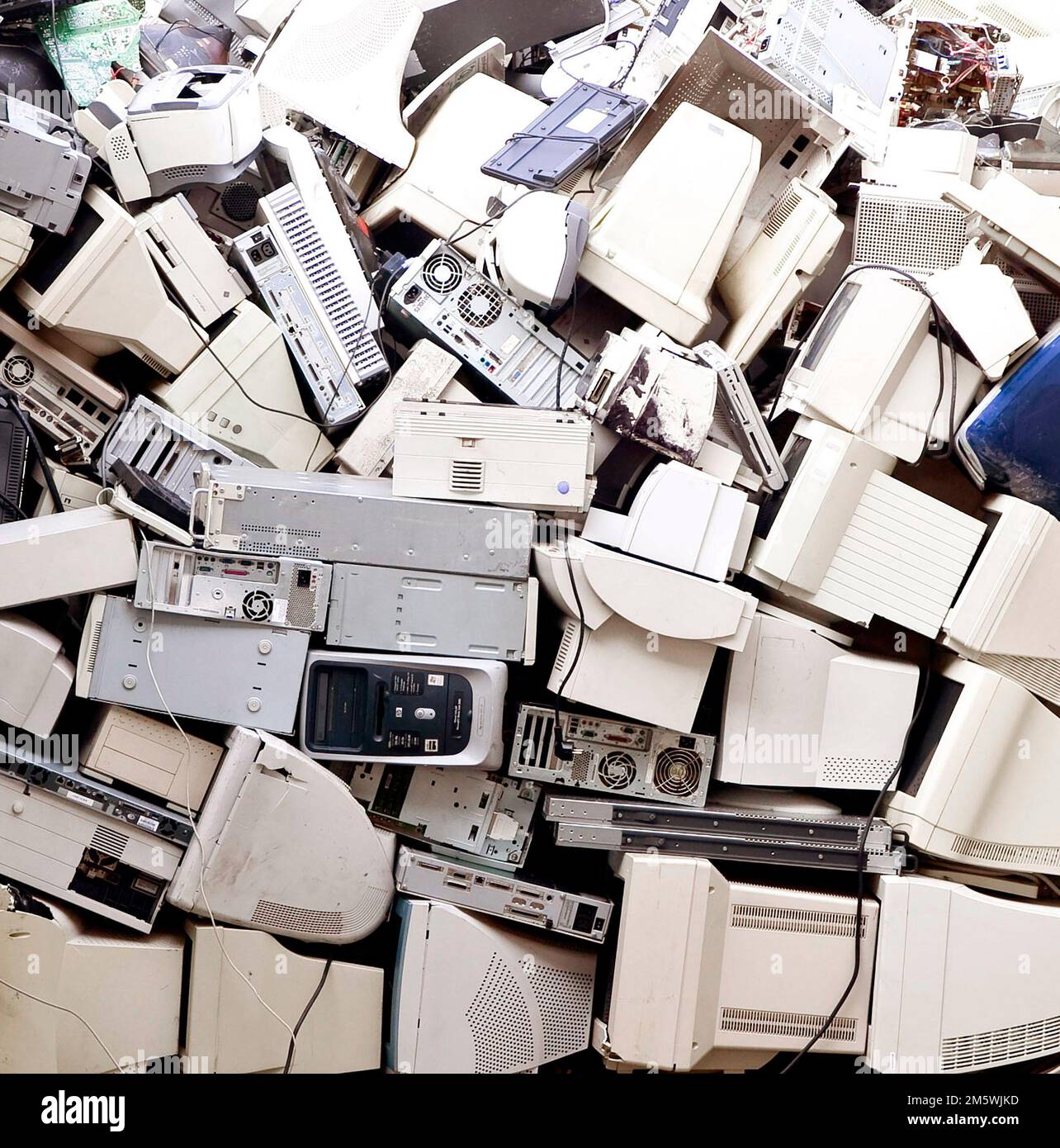 Processing e-waste by ROS Amsterdam.Amsterdam Holland. vvbvanbree ...