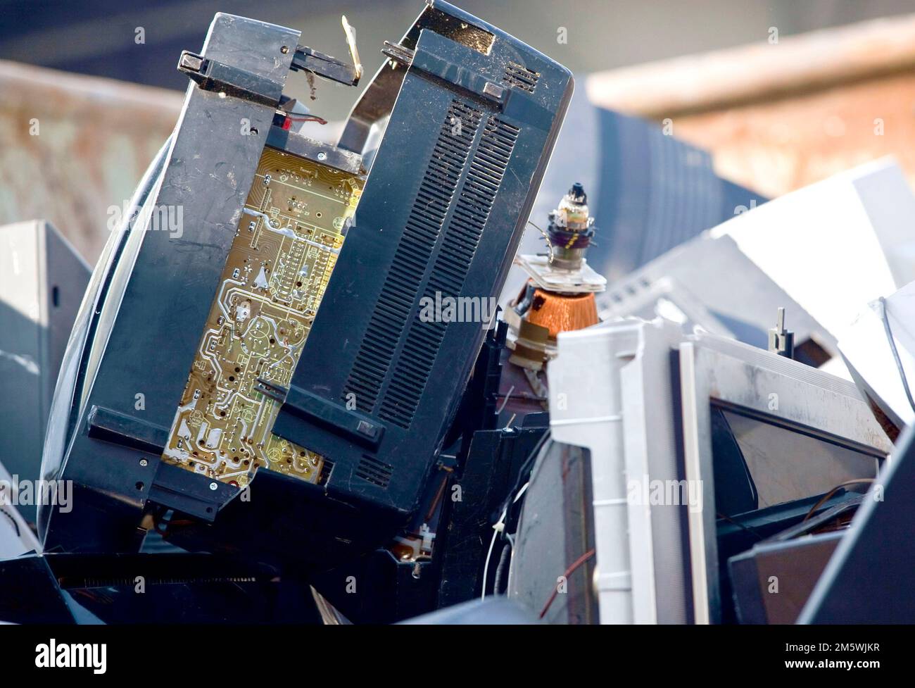 Processing e-waste by ROS Amsterdam.Amsterdam Holland. vvbvanbree ...