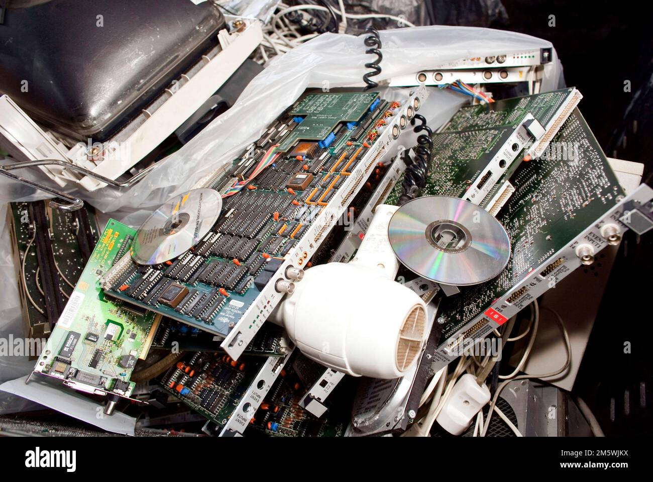 Processing e-waste by ROS Amsterdam.Amsterdam Holland. vvbvanbree ...