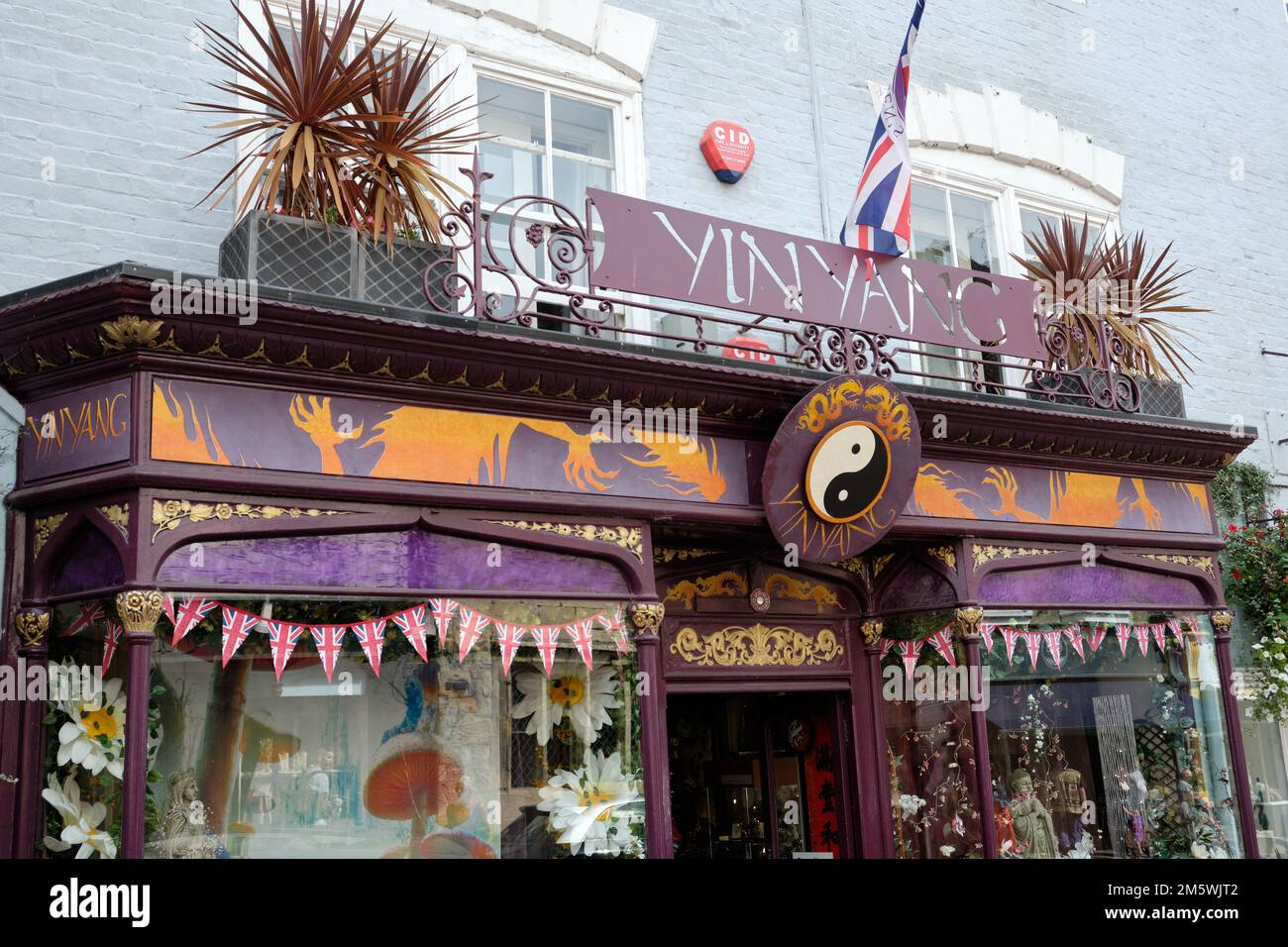 Colourful eeastern themed shop front glastonbury hi-res stock ...