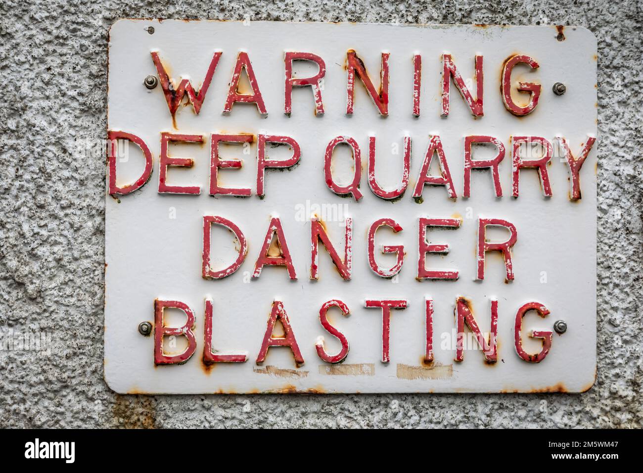 Sign warning blasting hi-res stock photography and images - Alamy
