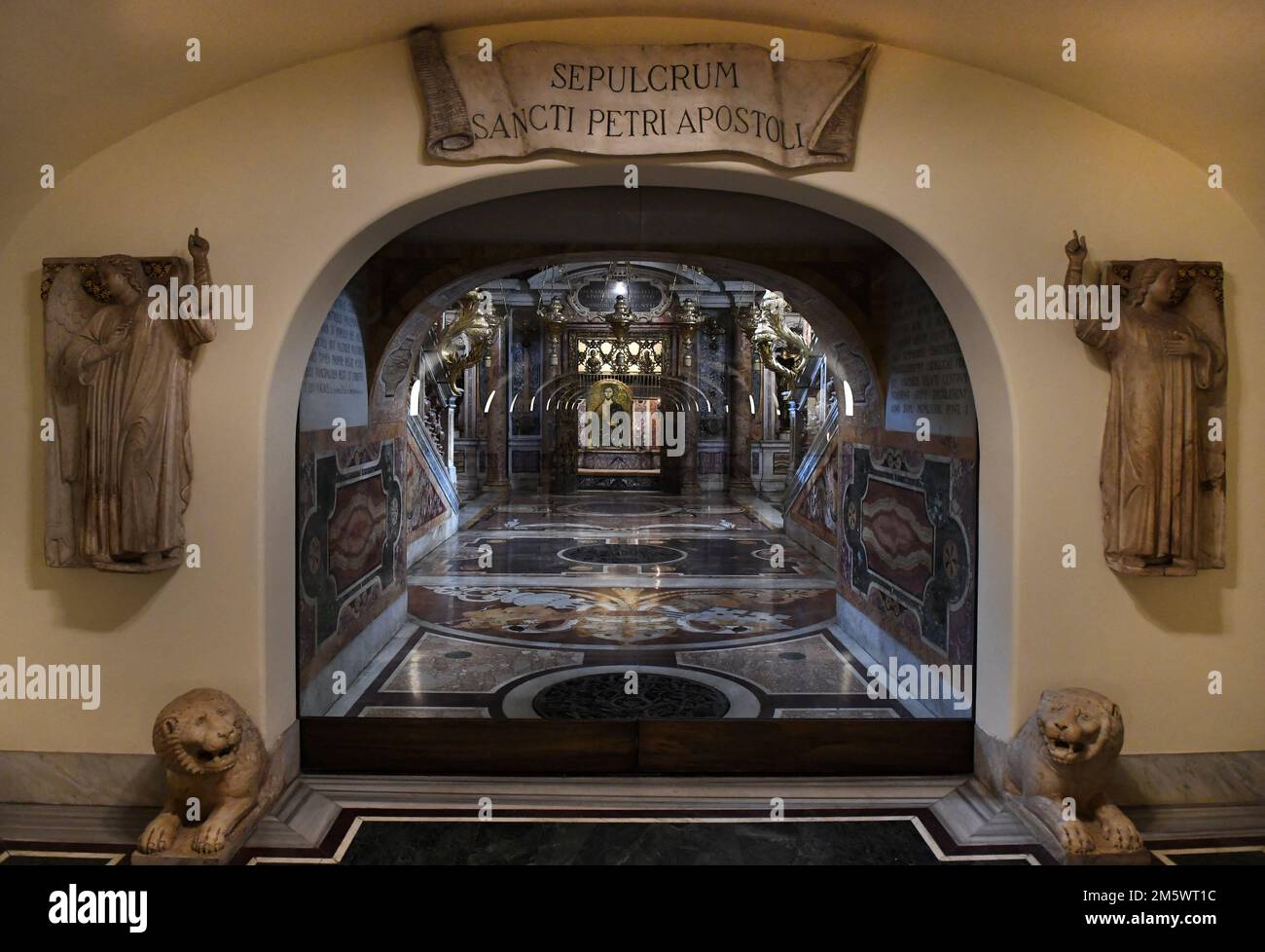St Peter's tomb in the crypt of St. Peter's Basilica, resting place of ...