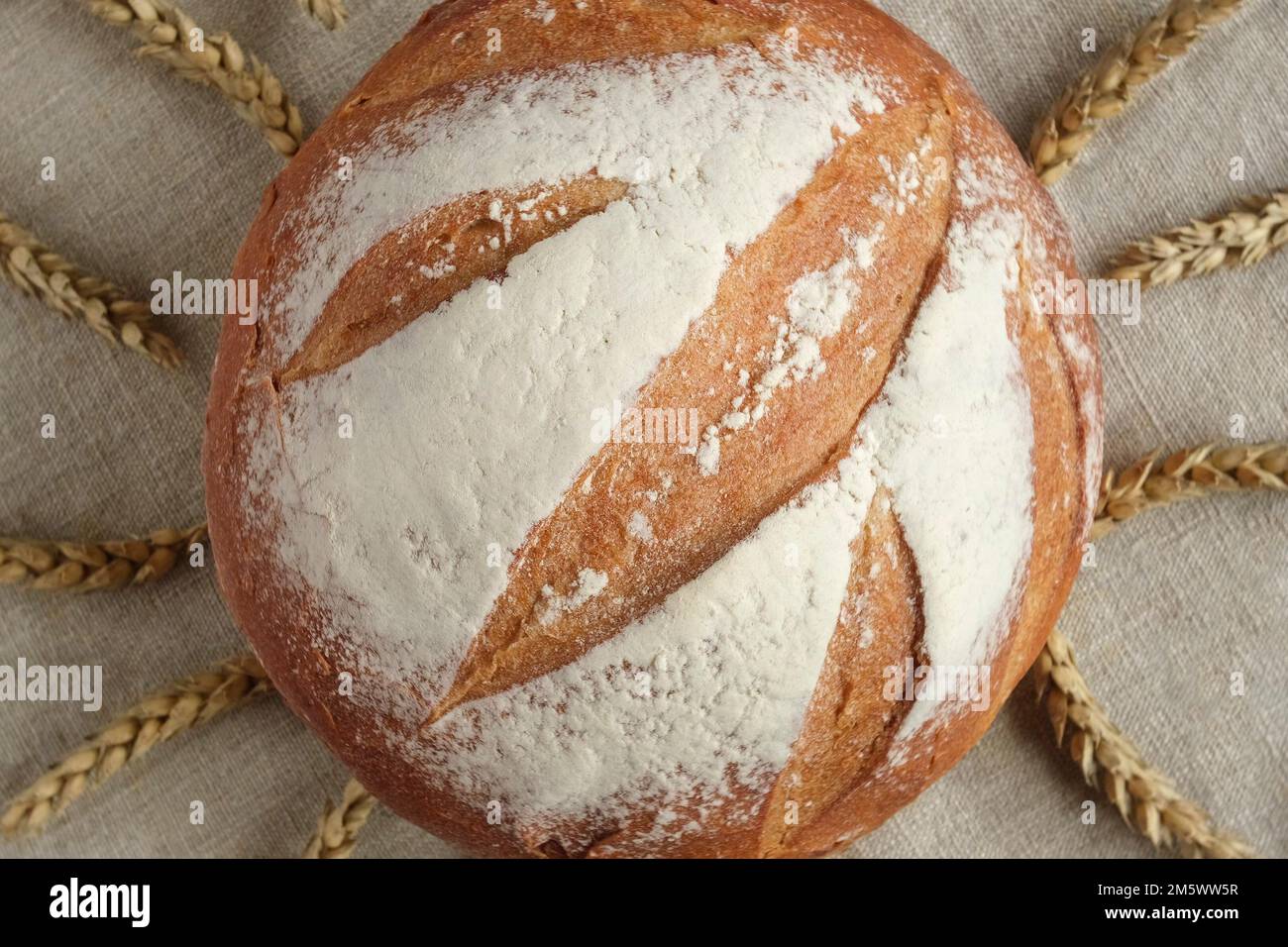 Spinning loaf of bread hi-res stock photography and images - Alamy