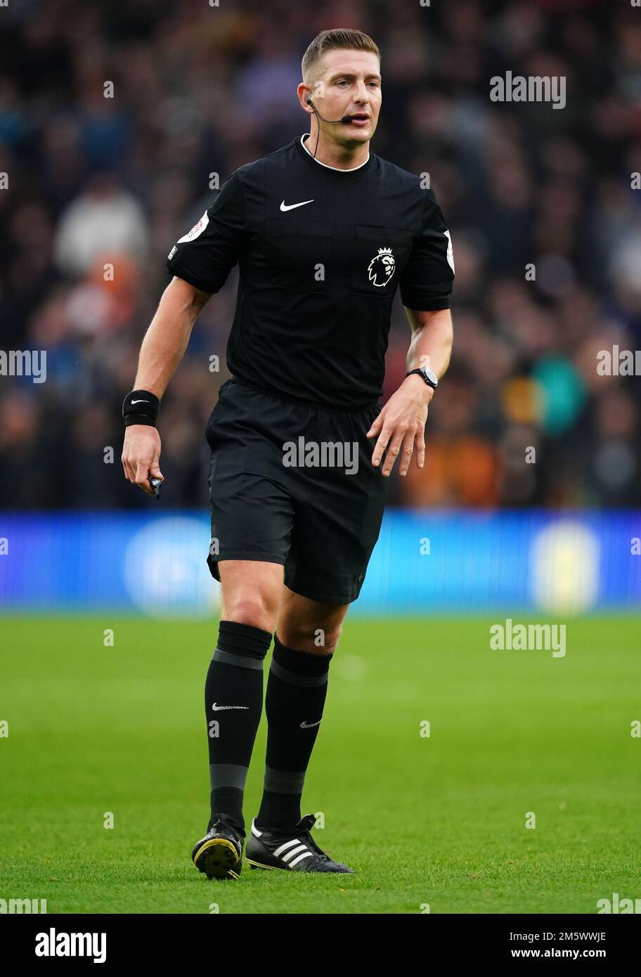 Referee Robert Jones during the Premier League match at Molineux ...