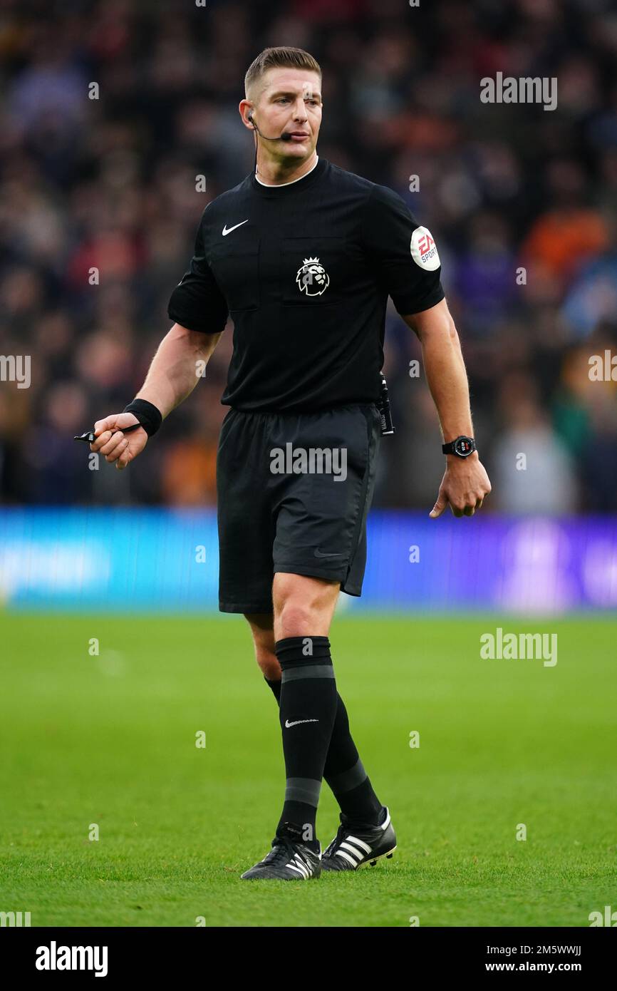 Referee Robert Jones during the Premier League match at Molineux ...