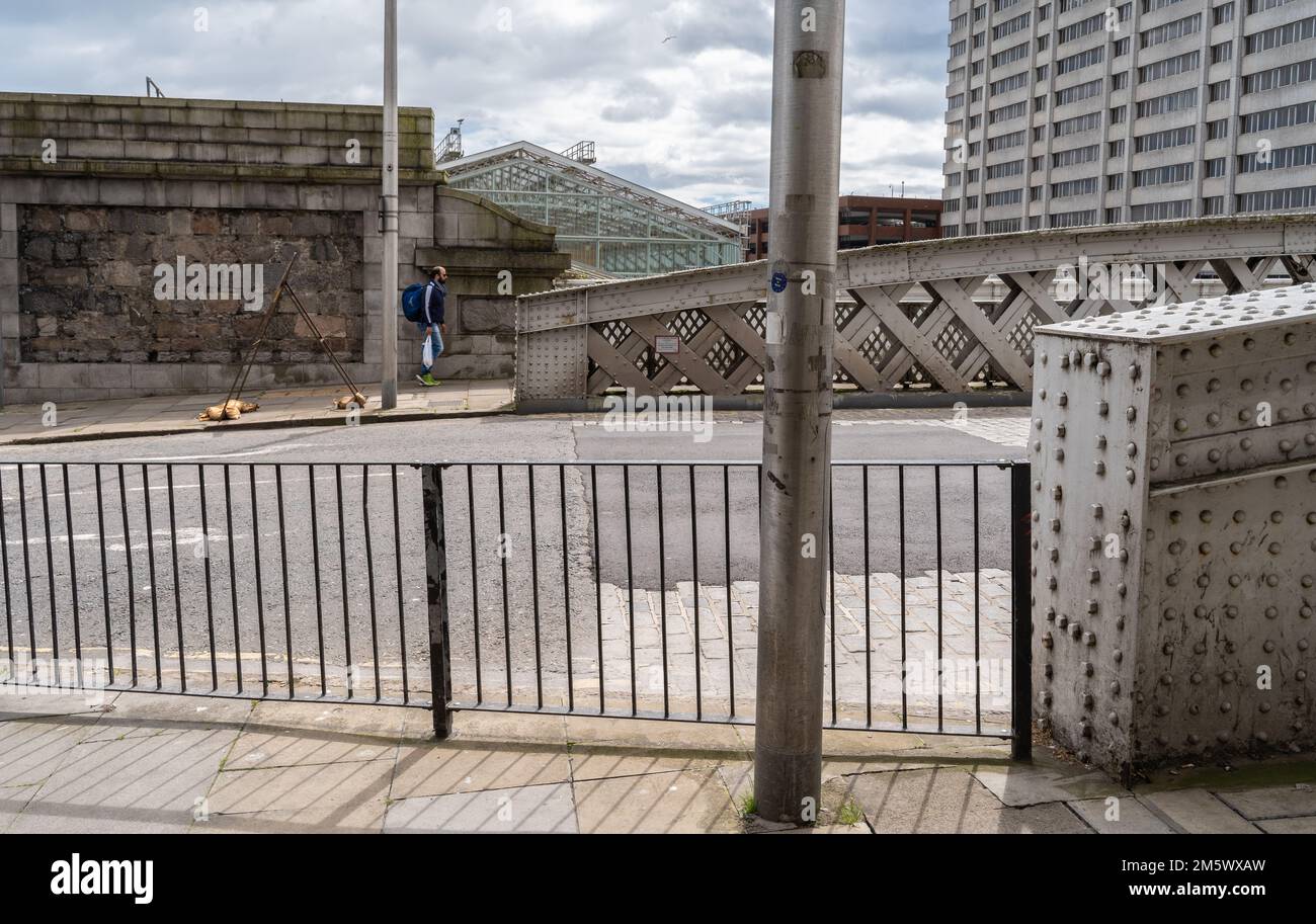 aberdeen street scenes Stock Photo - Alamy