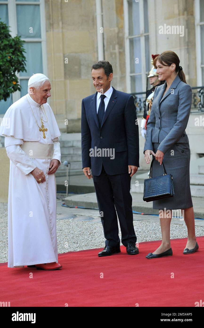 File - Pope Benedict XVI meets French President Nicolas Sarkozy and his ...