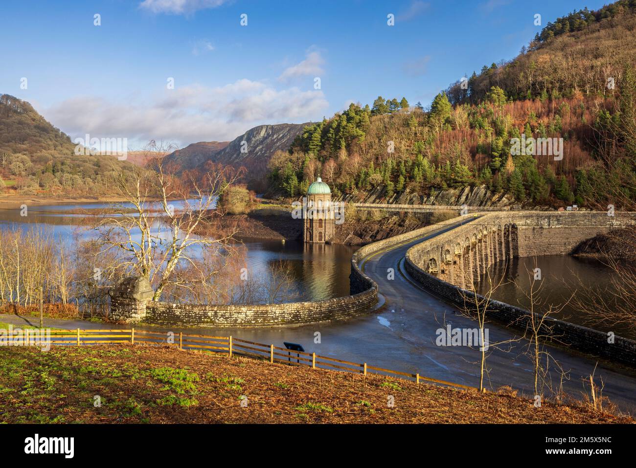 The domed valve tower and bridge of Garreg Ddu dam in the Elan Valley ...