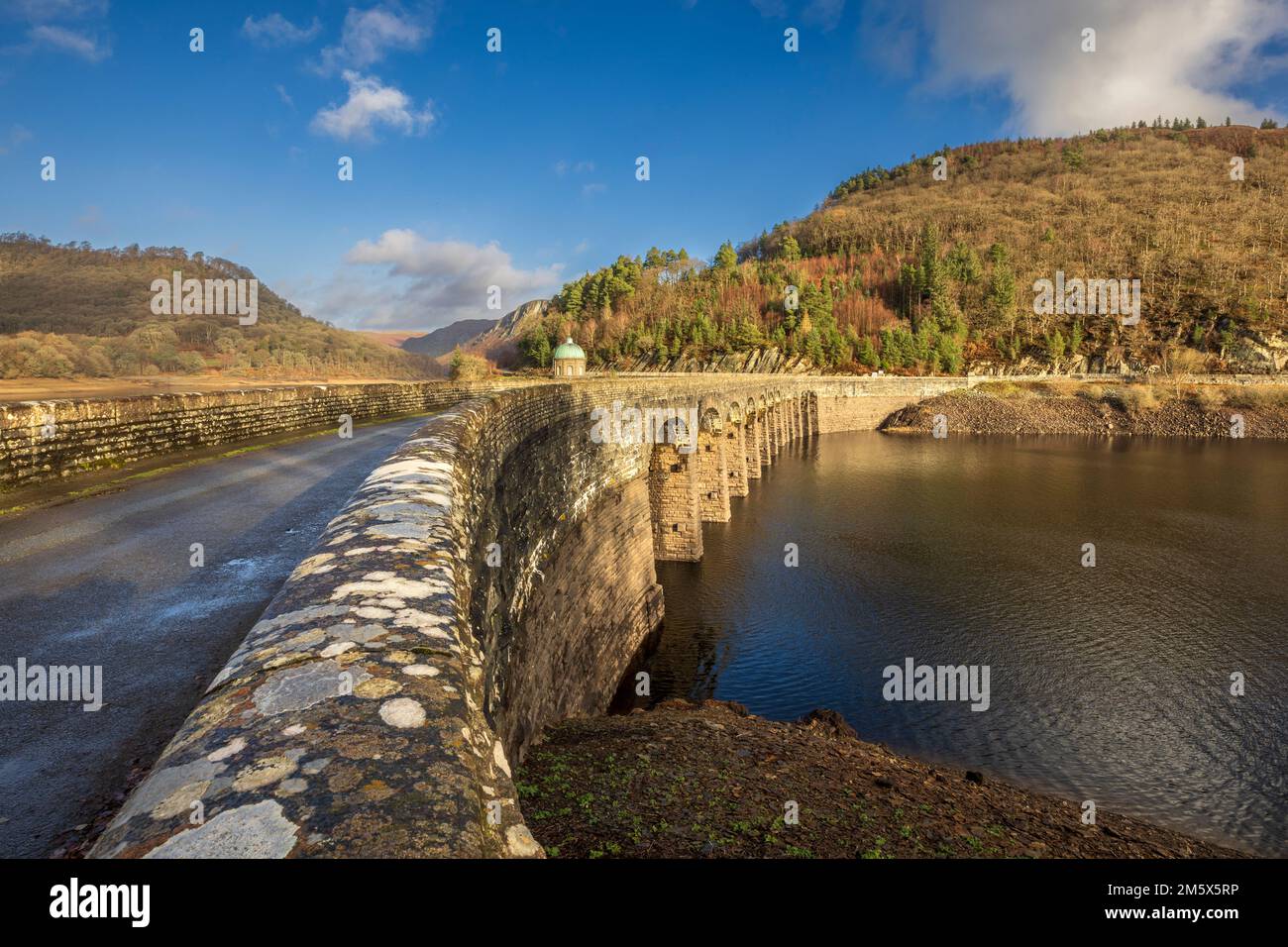 The domed valve tower and bridge of Garreg Ddu dam in the Elan Valley ...