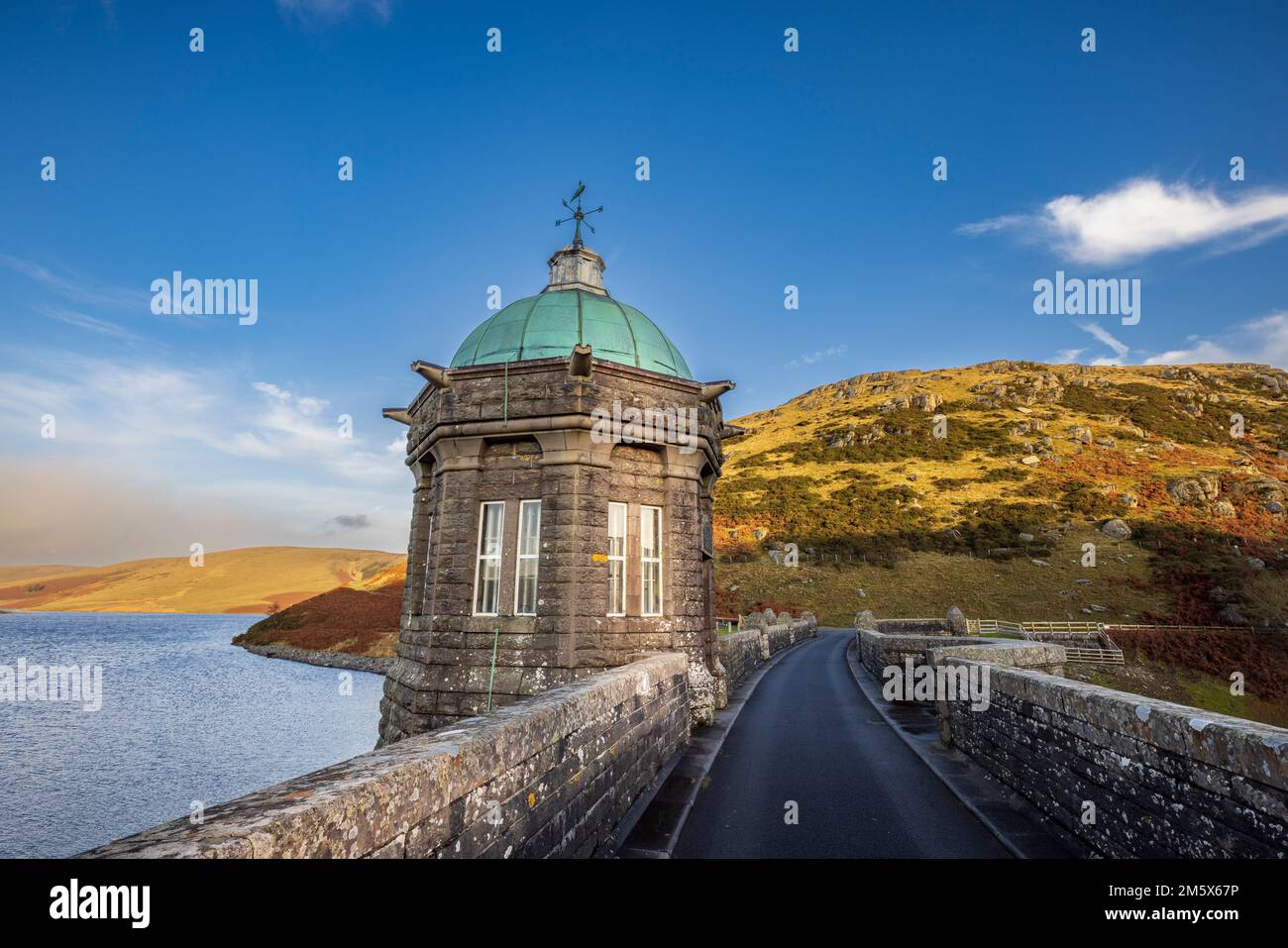Welsh reservoir dam hi-res stock photography and images - Alamy