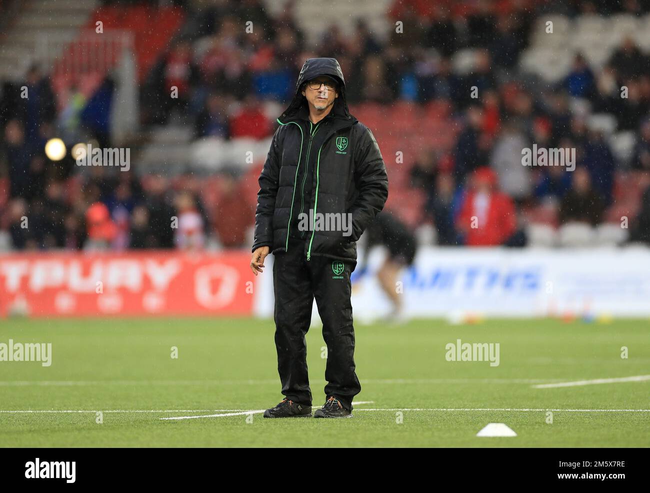 Les kiss rugby hi-res stock photography and images - Alamy