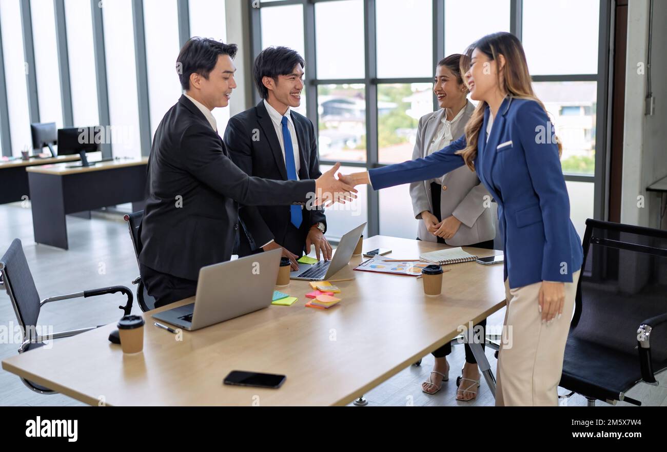 Office formal hi-res stock photography and images - Alamy