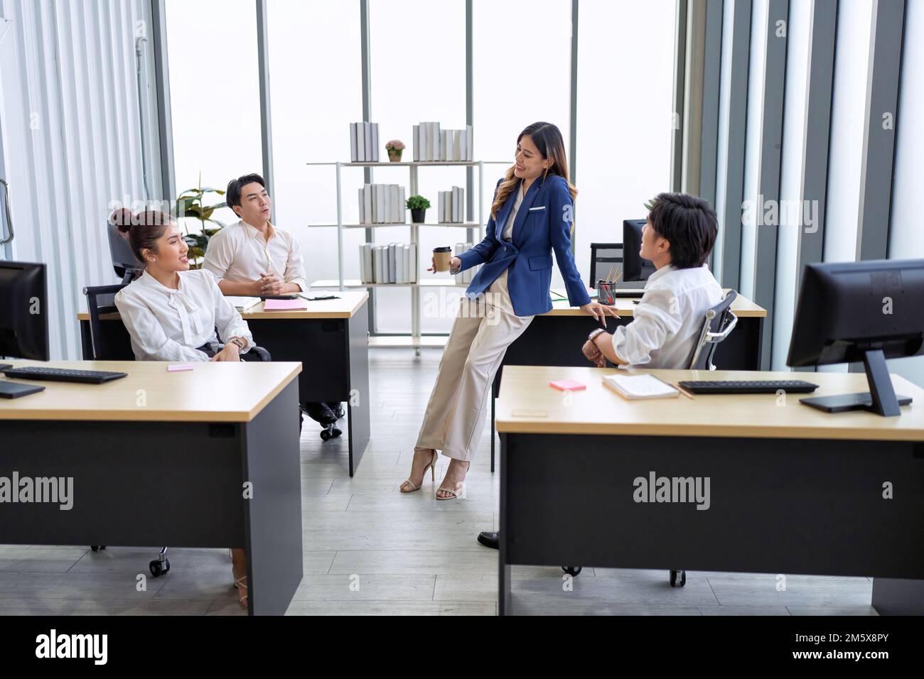 Good work environment hi-res stock photography and images - Alamy