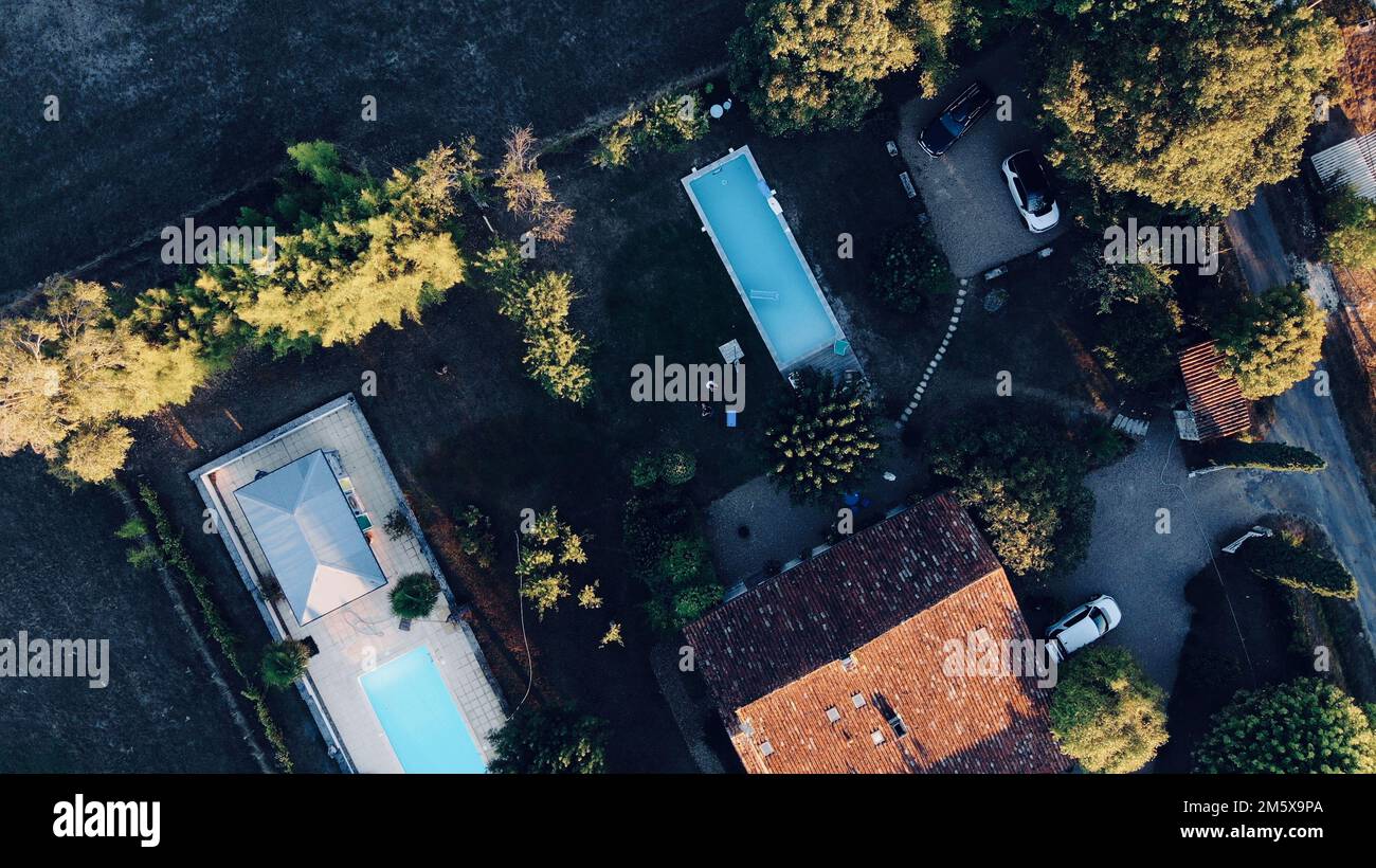 House drone hi-res stock photography and images - Alamy