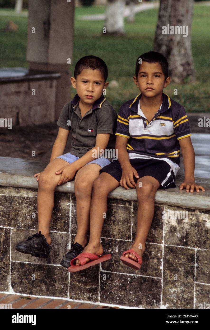 Orphan boys hi-res stock photography and images - Alamy