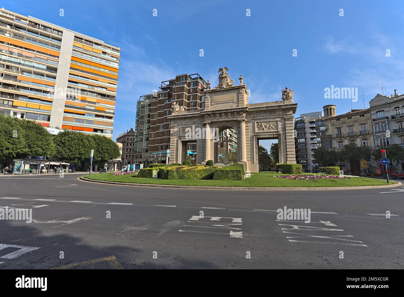 Porta de la mar arch hi-res stock photography and images - Alamy