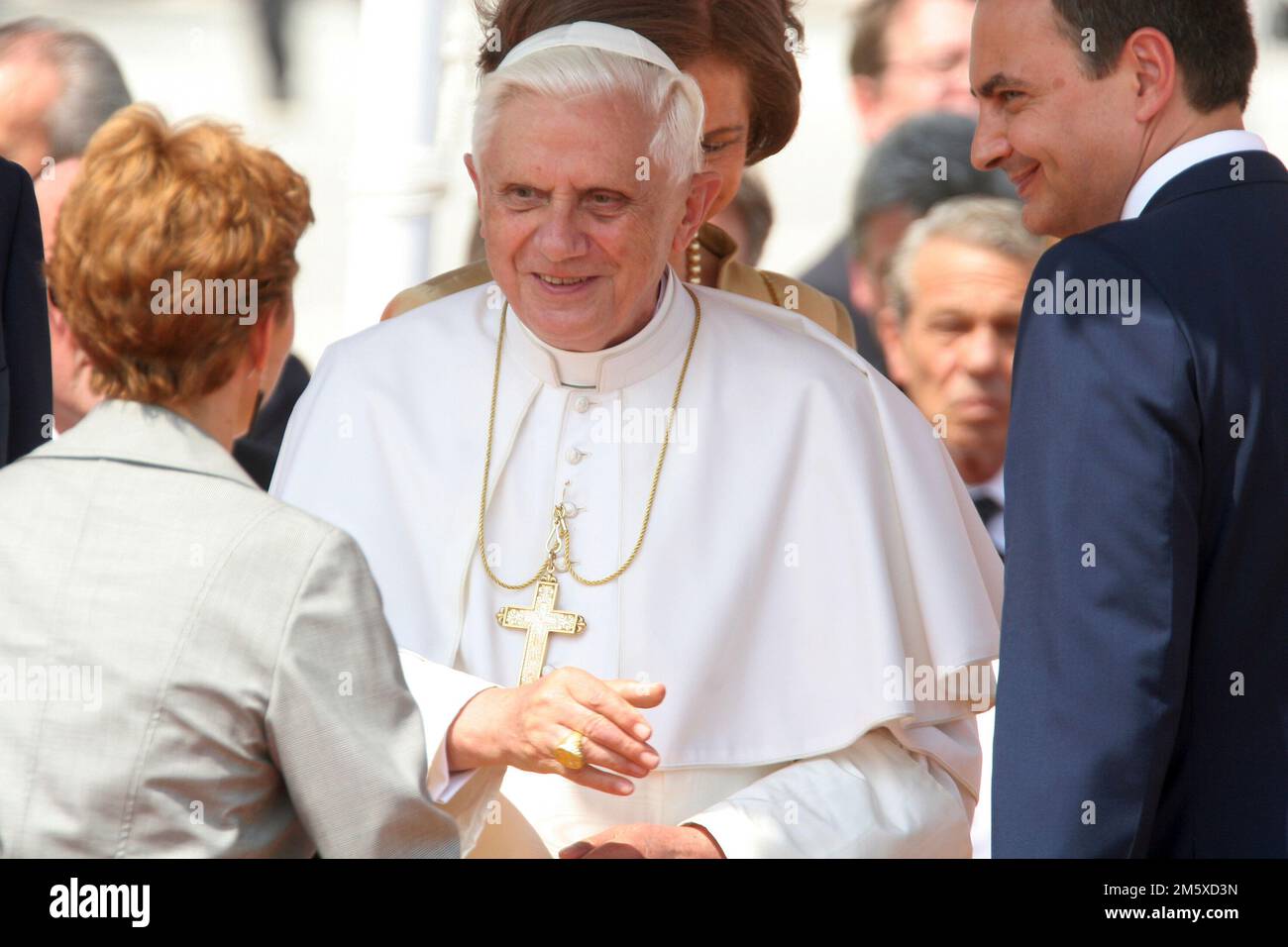 Pope venedict xvi hi-res stock photography and images - Alamy