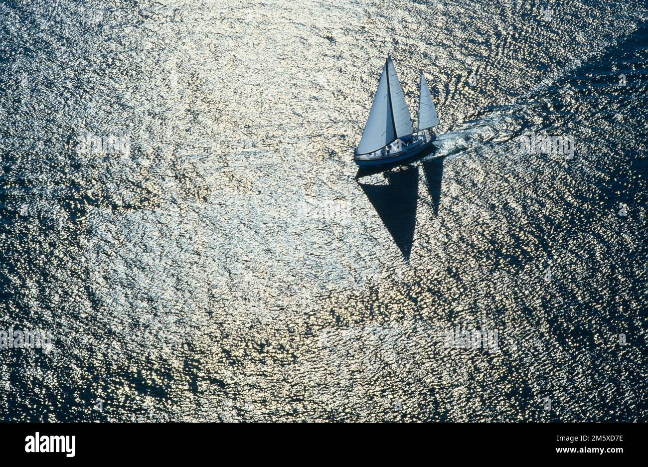 Sailboat sunset in ocean hi-res stock photography and images - Alamy