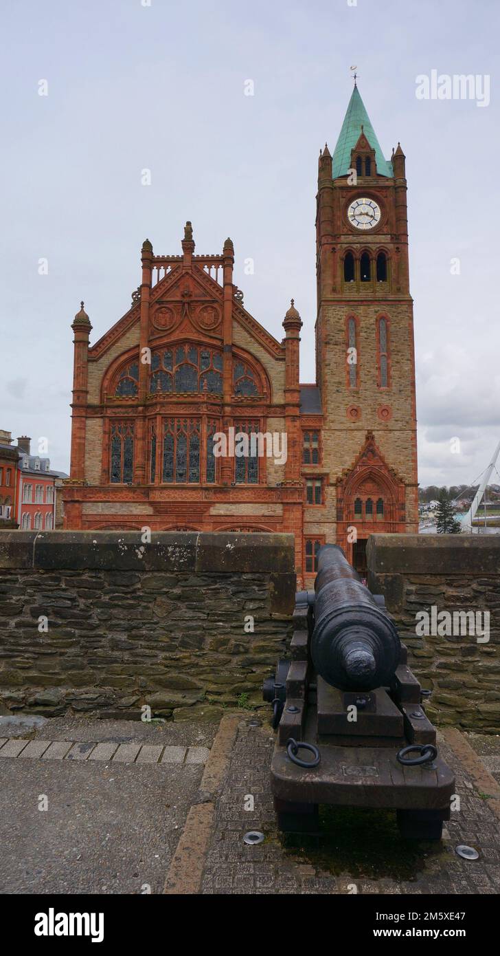 Guildhall derry hi-res stock photography and images - Alamy