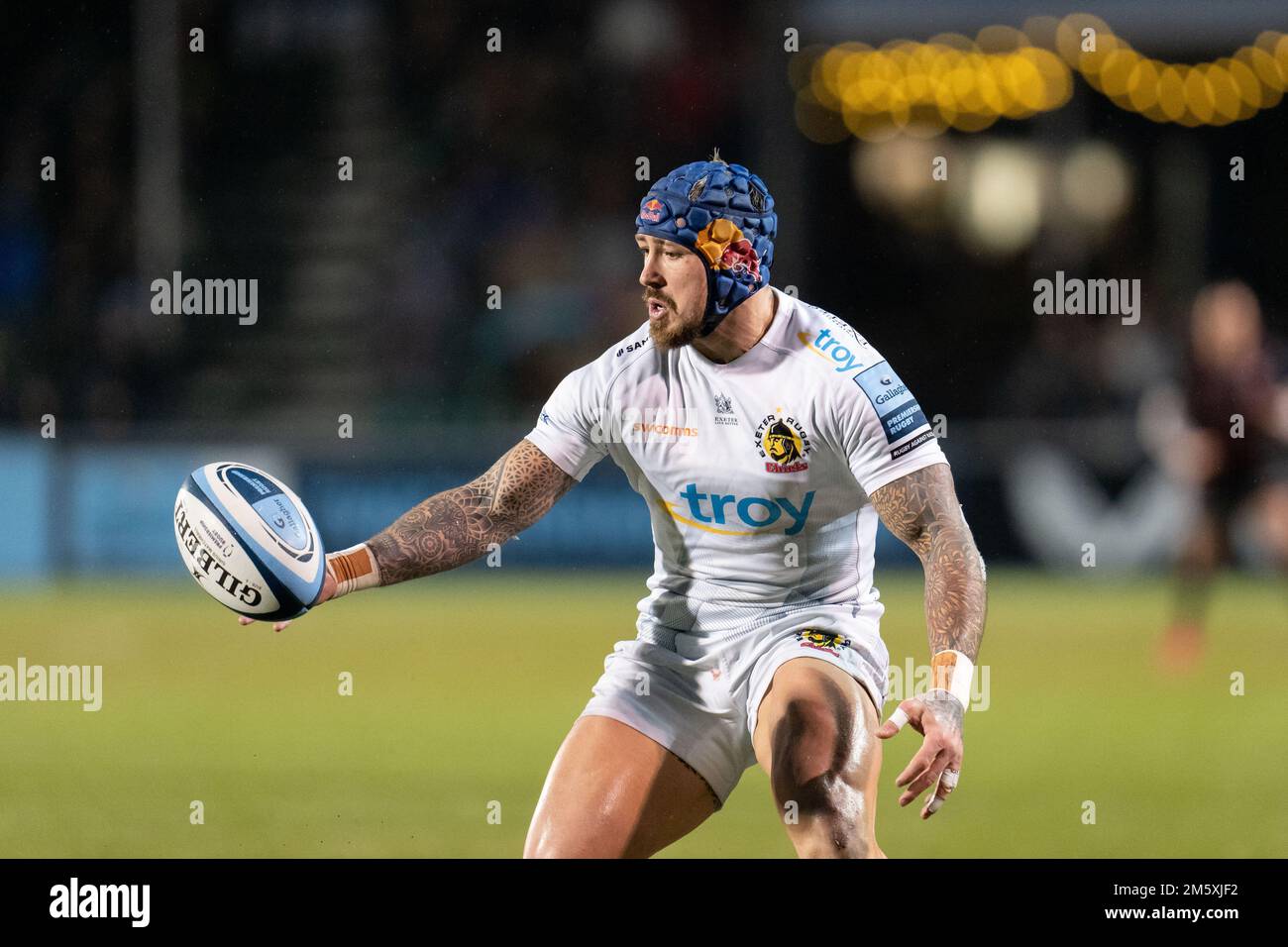 Jack Nowell #14 of Exeter Chiefs catches the ball during the Gallagher ...