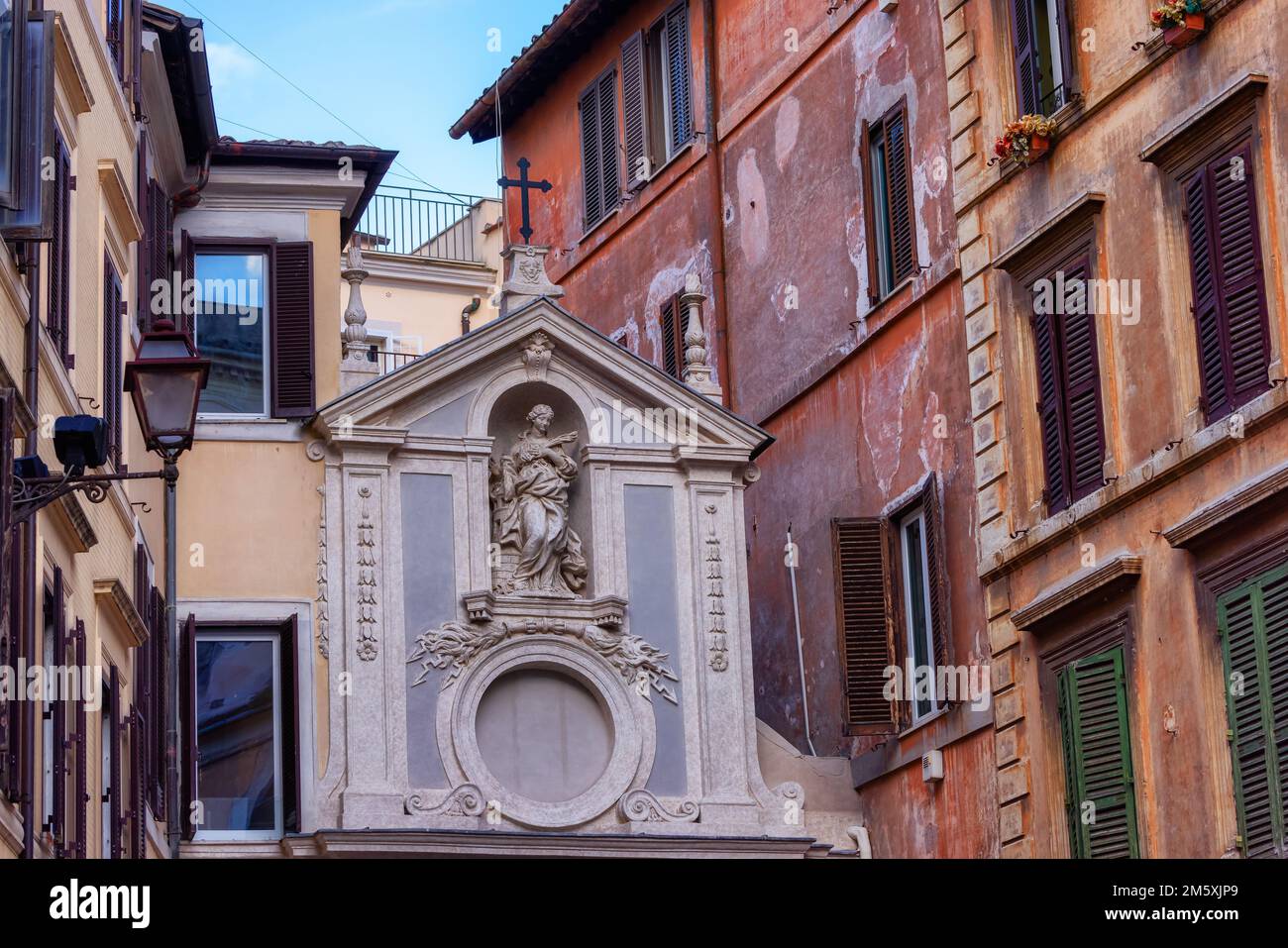 Old Historic Streets in Downtown Rome, Italy Stock Photo - Alamy