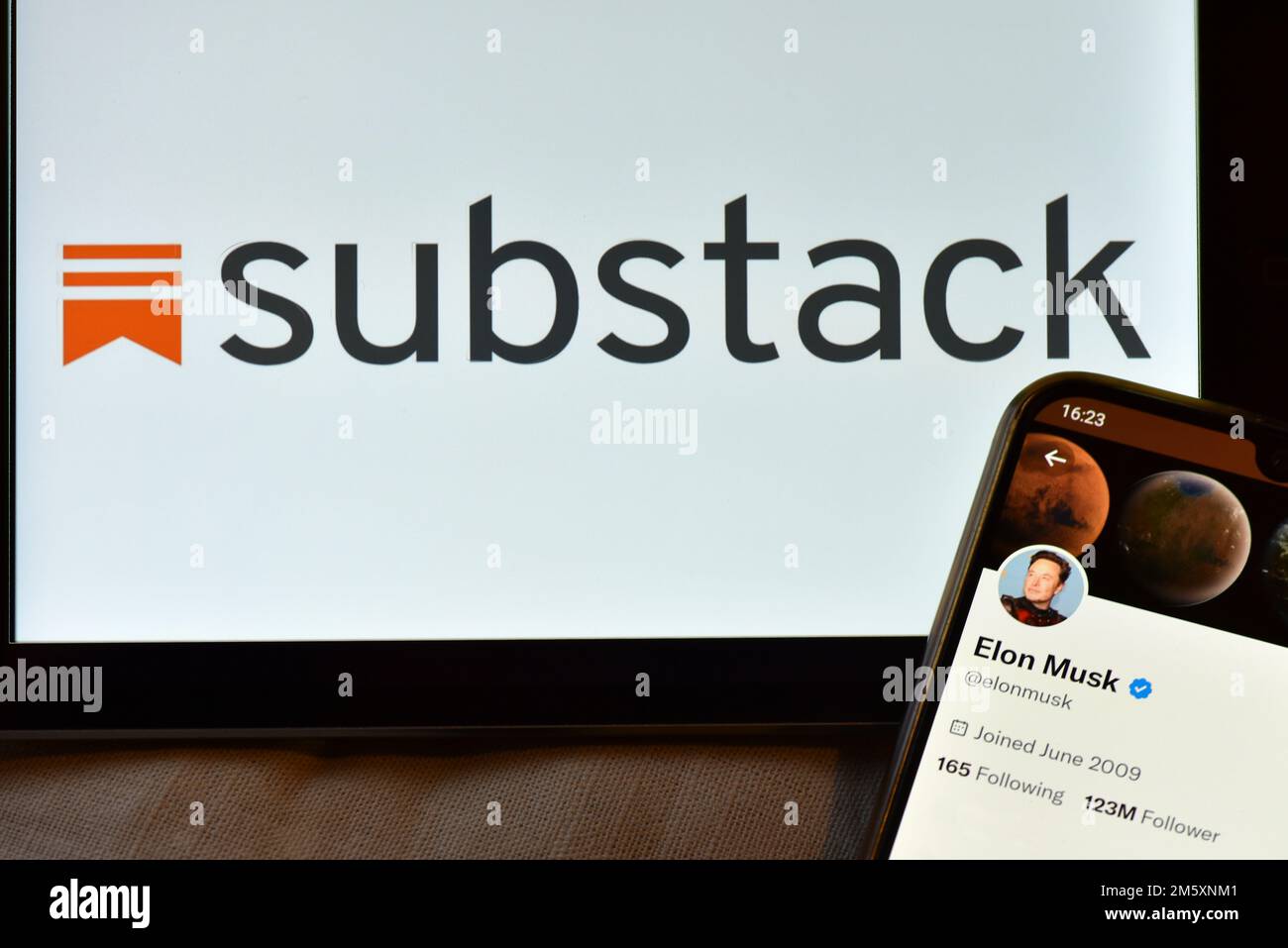 Substack logo on screen and Elon Musk Twitter profile Stock Photo - Alamy