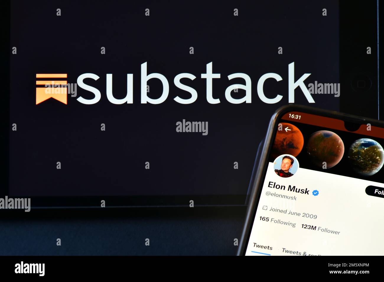 Substack logo on screen and Elon Musk Twitter profile Stock Photo - Alamy