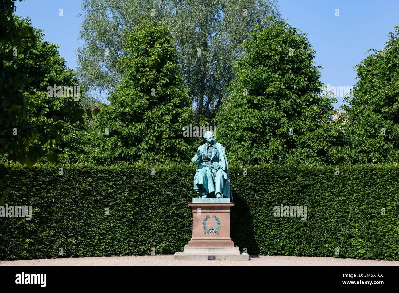 The Hans Christian Andersen statue in the Kings garden in Copenhagen ...