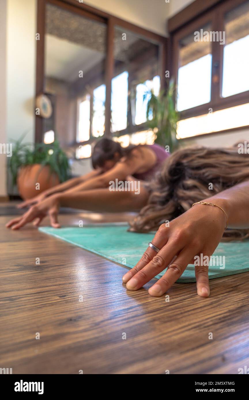 Stretching session hi-res stock photography and images - Alamy
