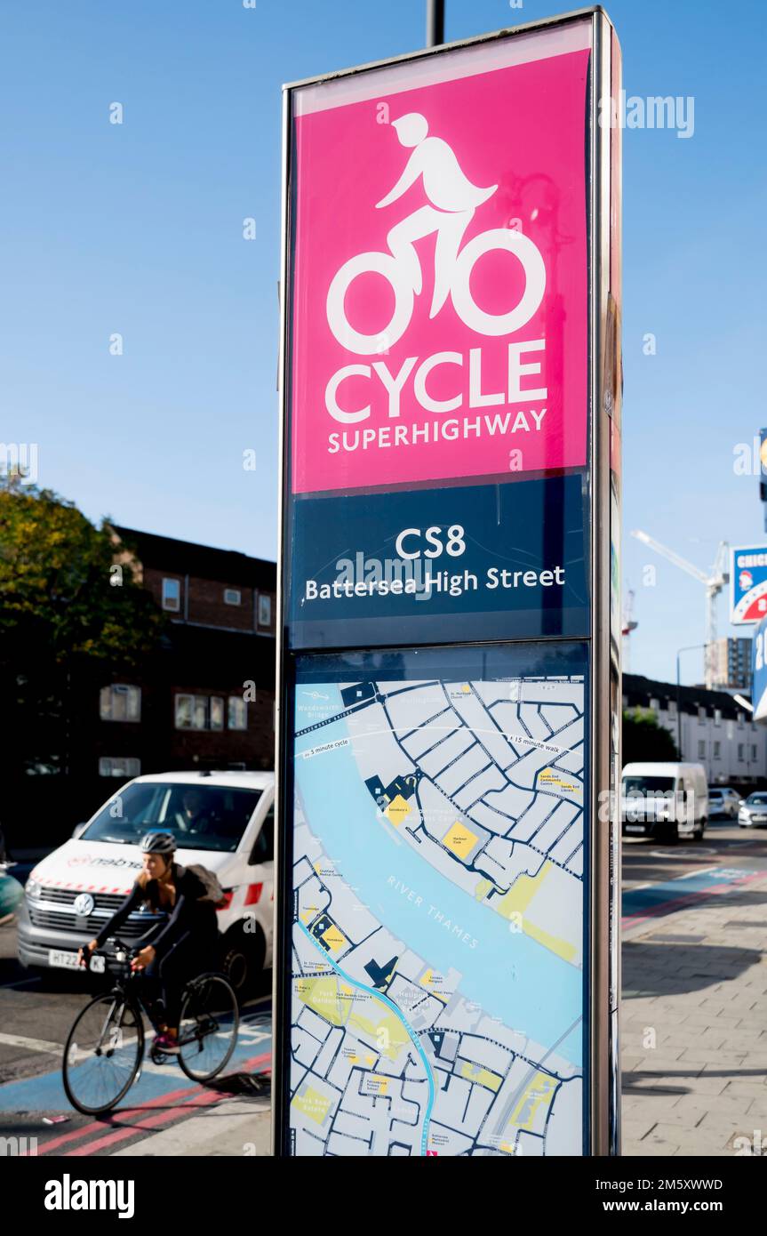 Europe, UK, england, London, cycle lane CS8 Stock Photo - Alamy