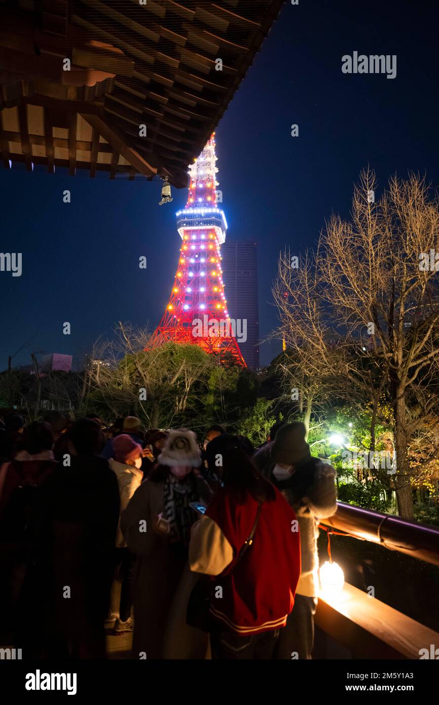 Tokyo, Japan. 1st Jan, 2023. Tokyo Tower illuminated as New Years revelers ring in 2023 ...