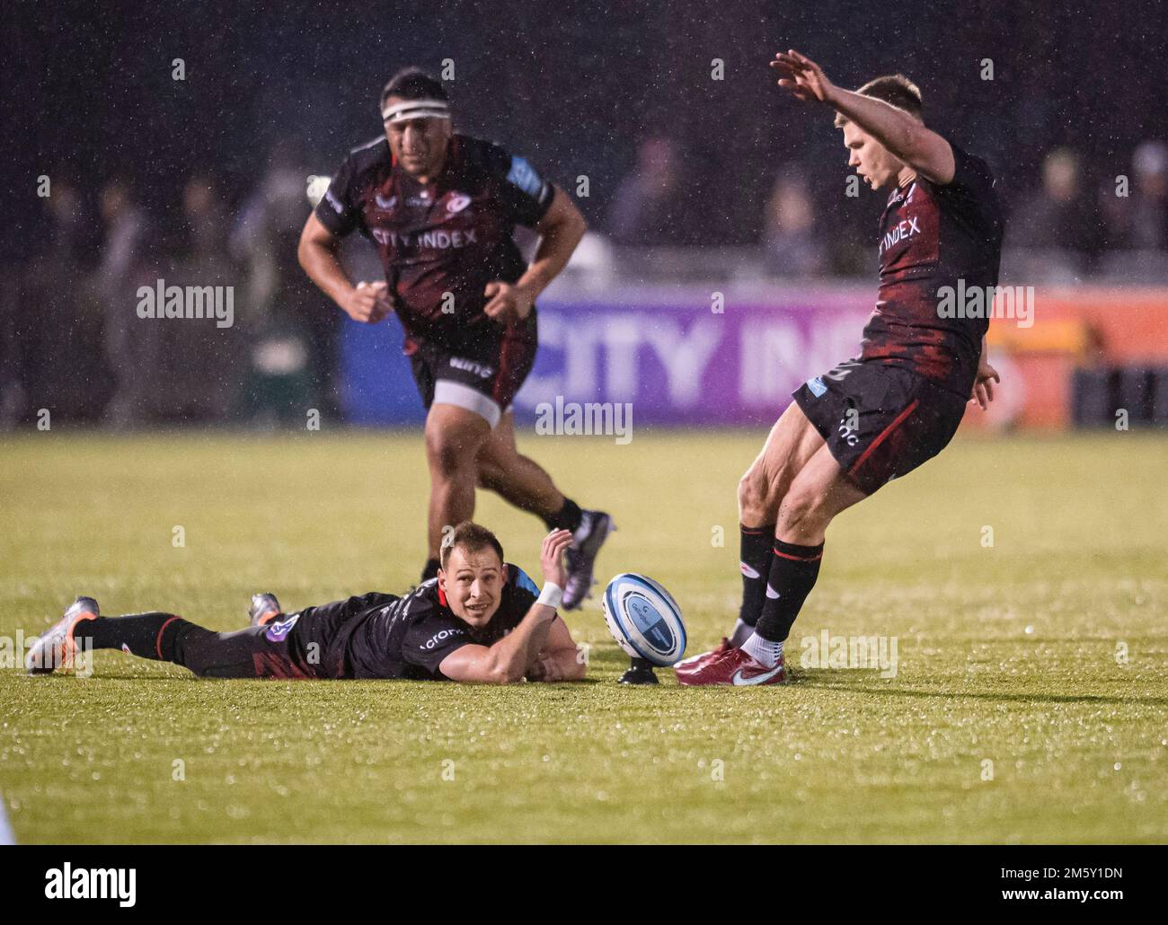 LONDON, UNITED KINGDOM. 31st, Dec 2022. Owen Farrell (Capt.) takes a ...