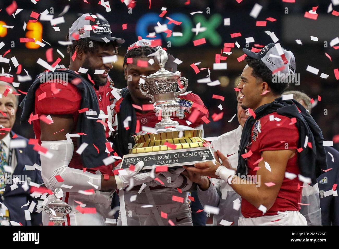 December 31, 2022: Alabama players Will Anderson Jr. (31), Jordan ...