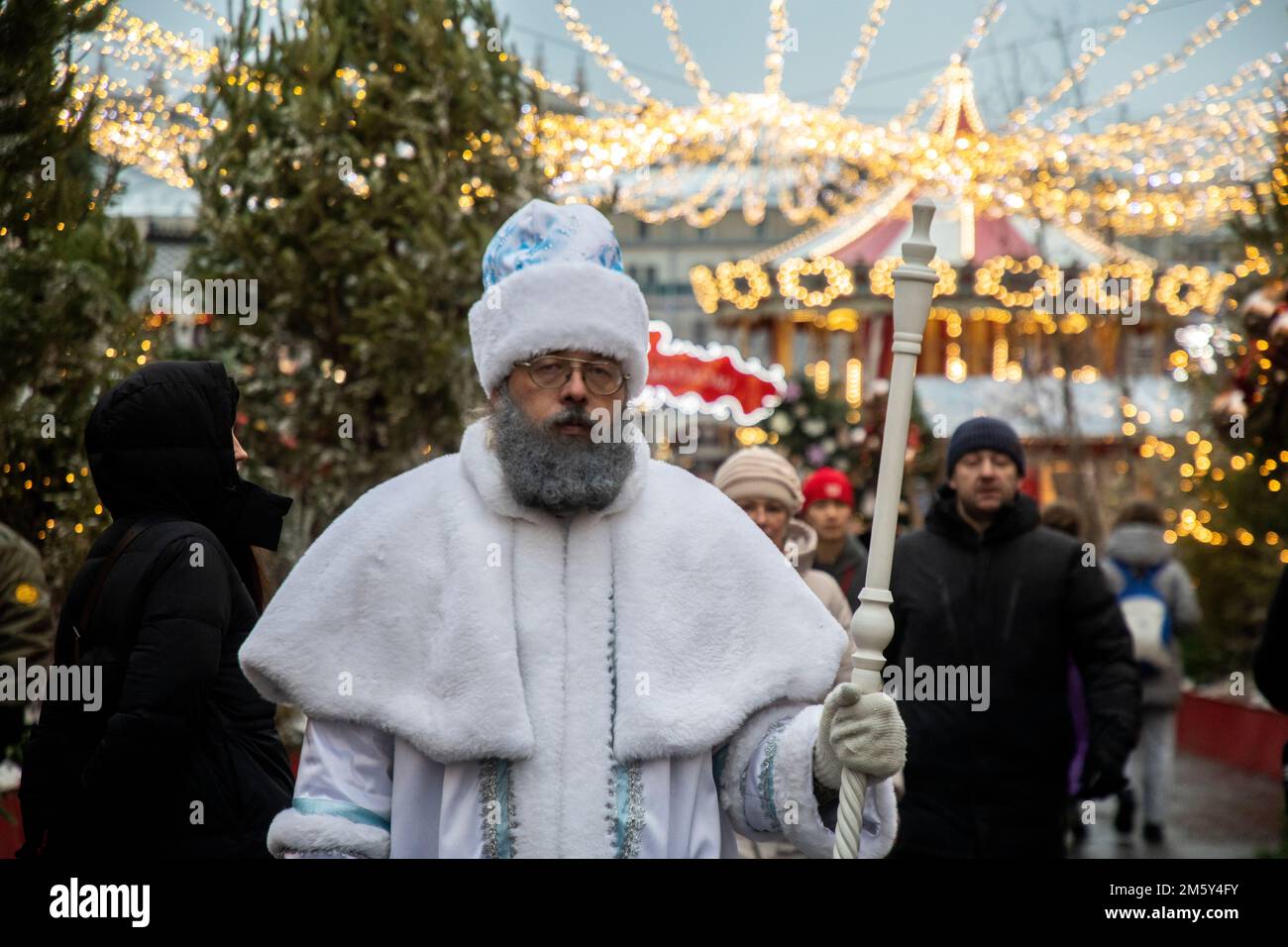 Moscow, Russia. 31st of December, 2022. Entertainer dressed as Father ...