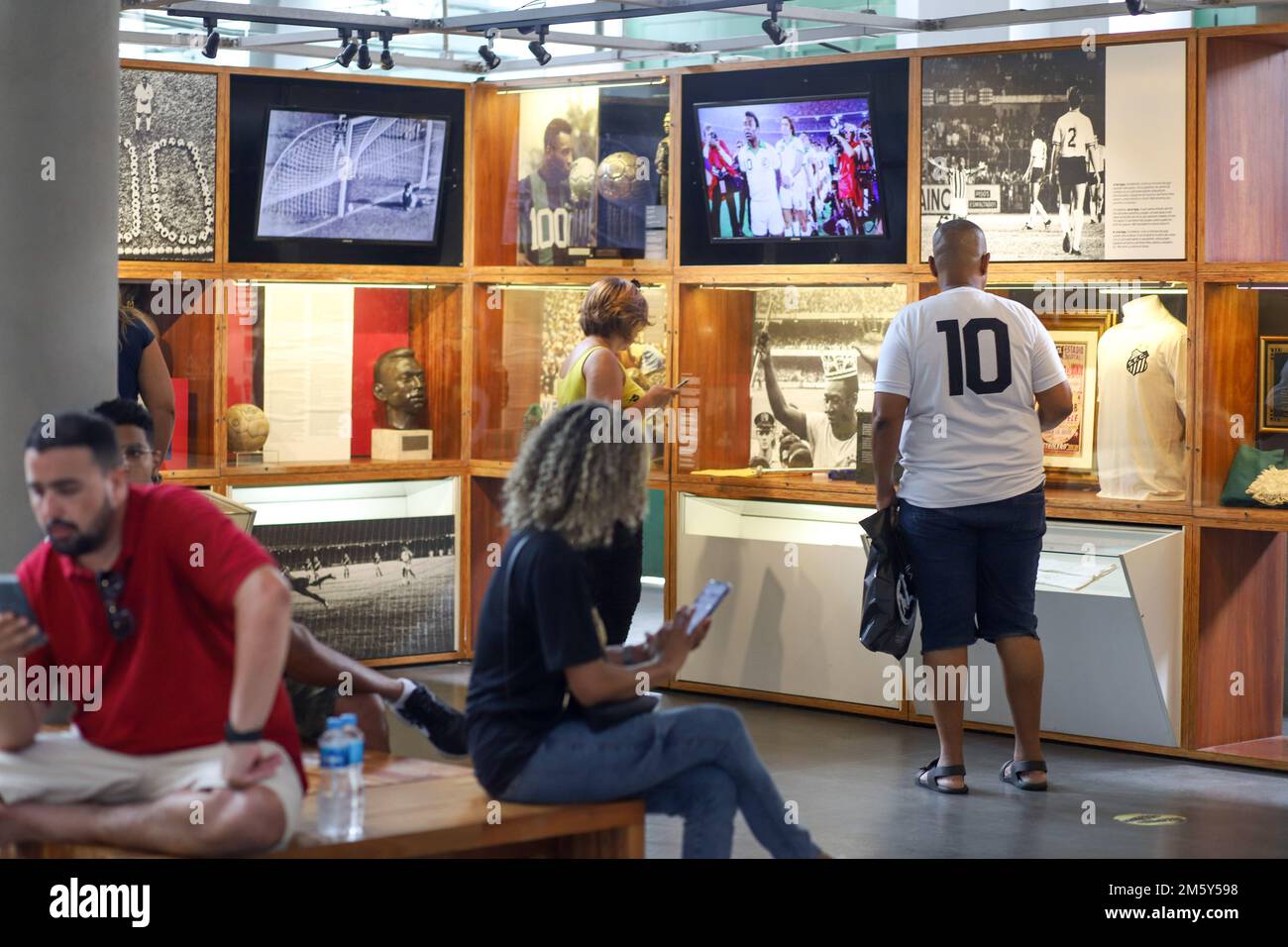 SP - Santos - 12/31/2022 - PELE DEATH, PELE MUSEUM- Museum with Pele's ...