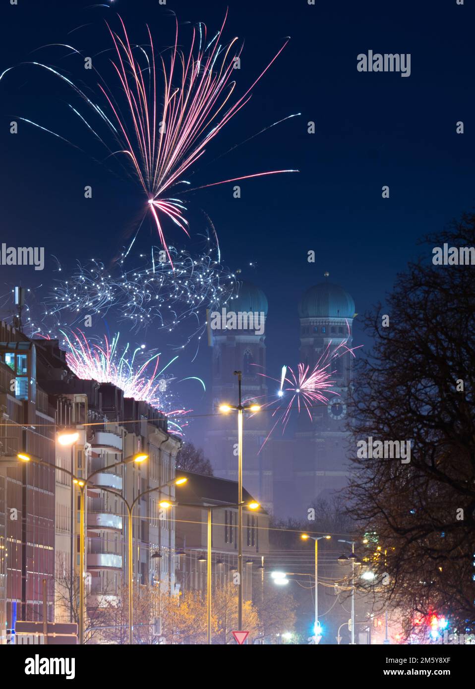 Firework rockets hi-res stock photography and images - Alamy